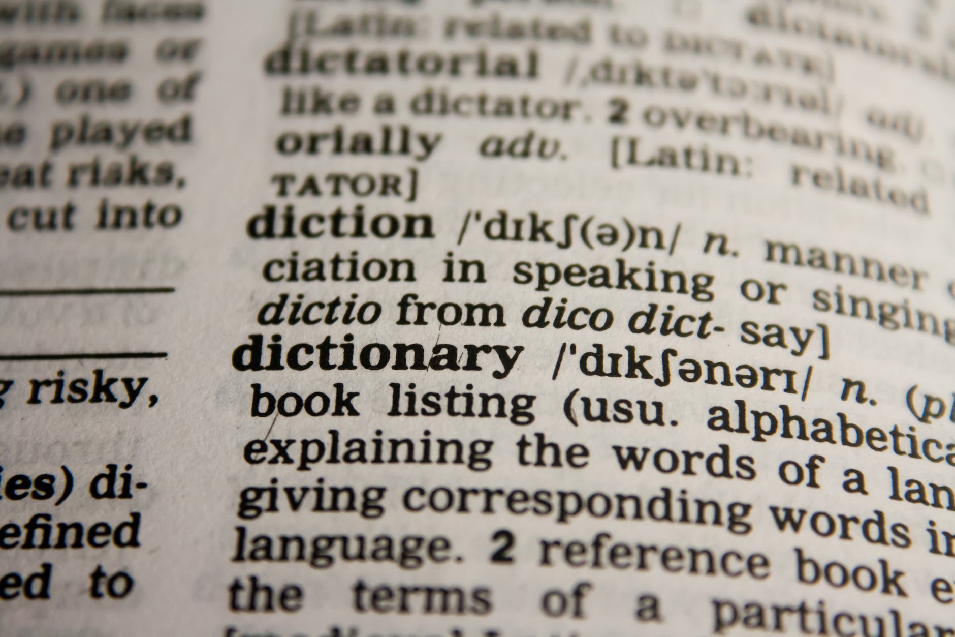 Oci Ai Language 20 Released Custom Models For Text Classification Tech Trantor